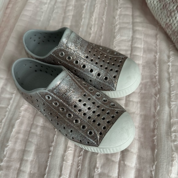 Native | Shoes | Girls Native Glitter Sneakers 1 | Poshmark